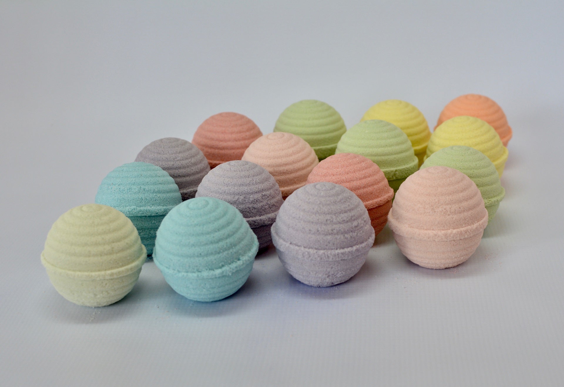 Single Bath Bomb | 140g – Dinaledi Creations